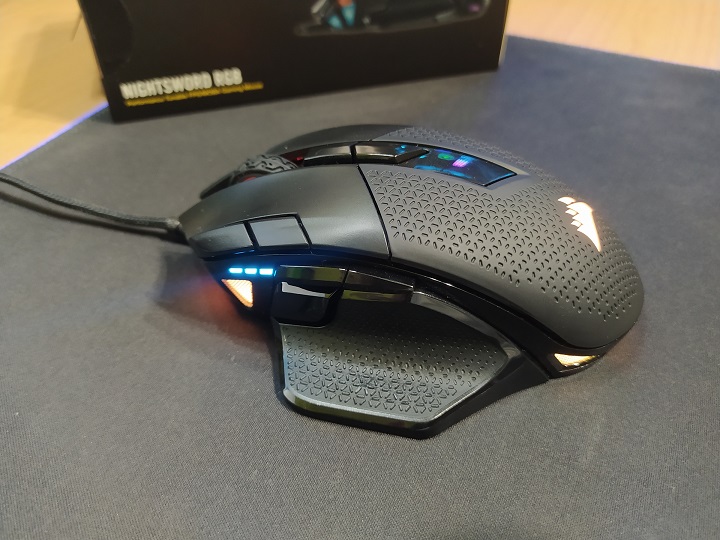CORSAIR Nightsword RGB Tunable FPS/MOBA Gaming Mouse Review - GamersRD.com